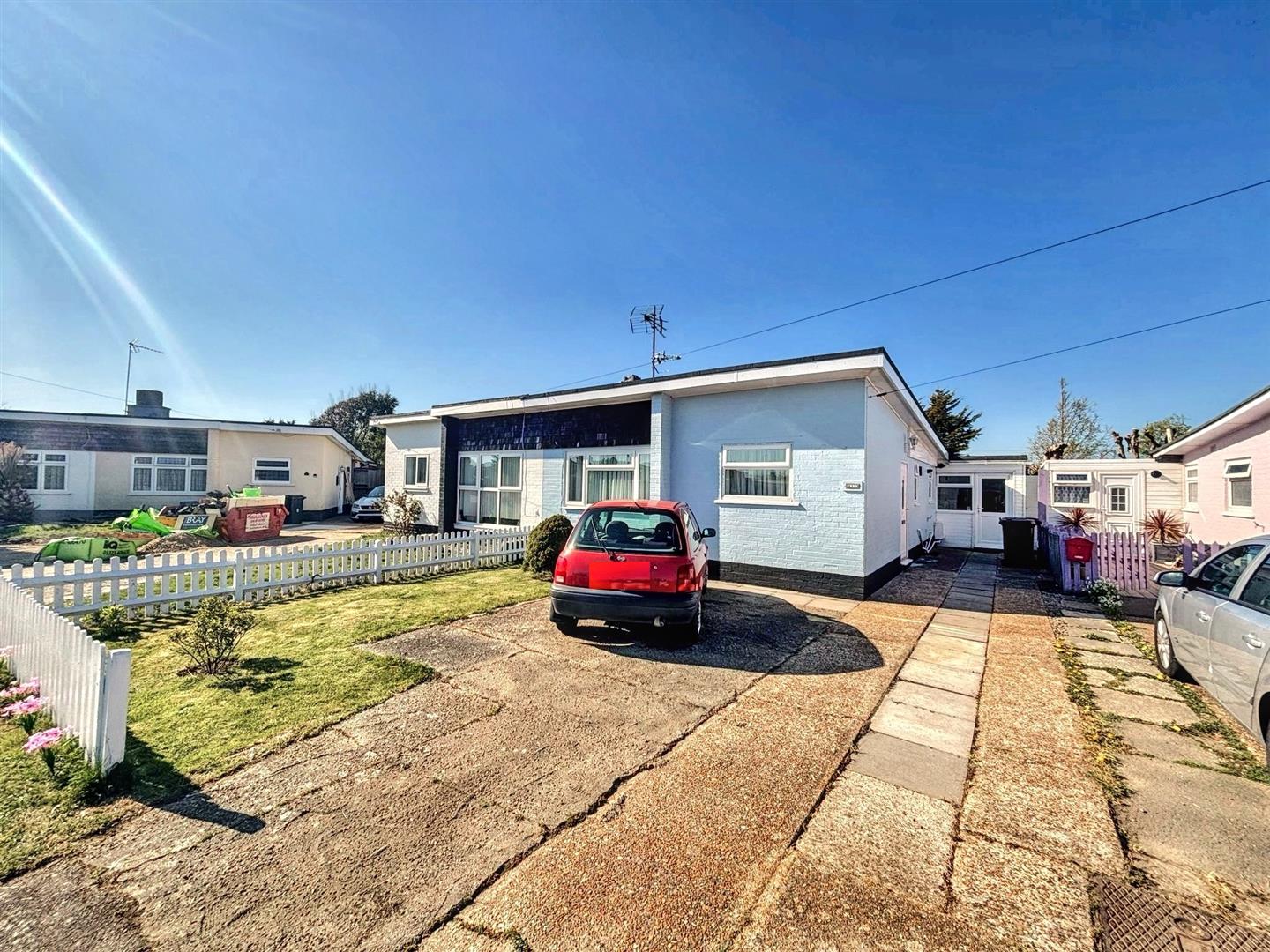 Property Details for Mountney Drive, Pevensey Bay, Pevensey - Town ...